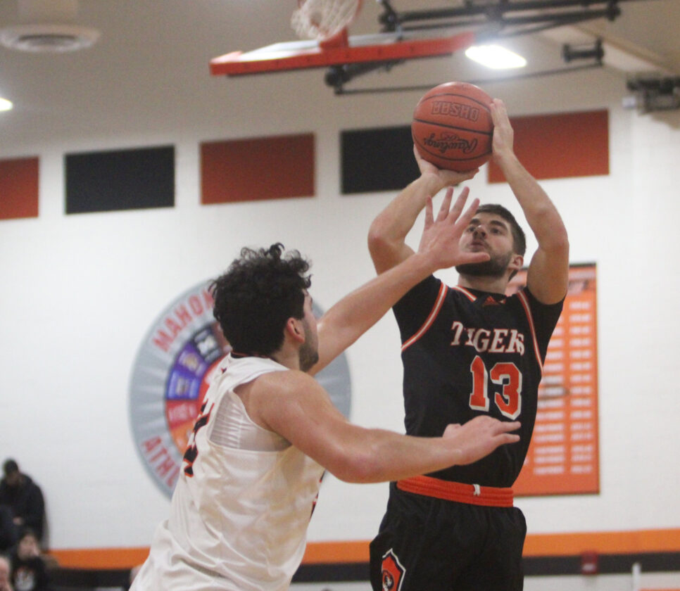 Springfield comes up short in 39-29 loss to Mineral Ridge | News ...